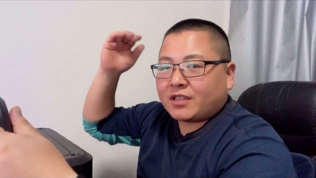户外电源 电小二户外电源3500元网购担心高仿的查验后看做工放心