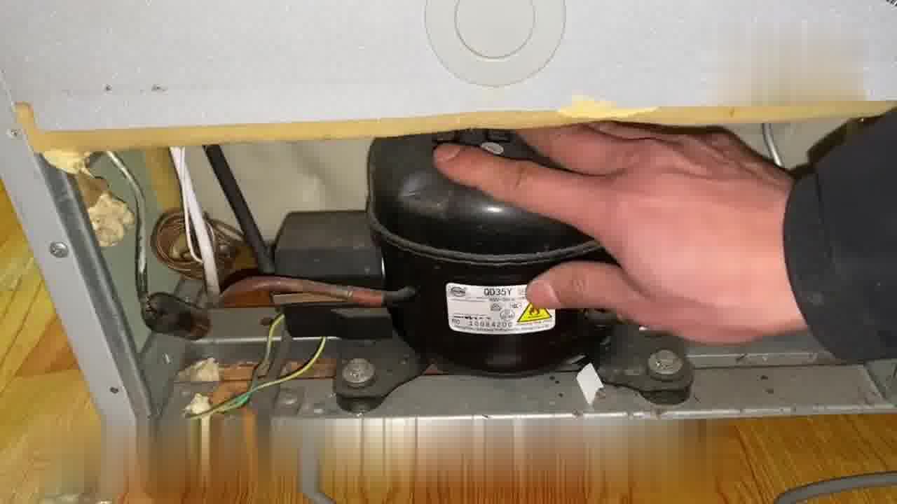 卡萨帝冰箱制冰机不制冰【30分钟上门】
