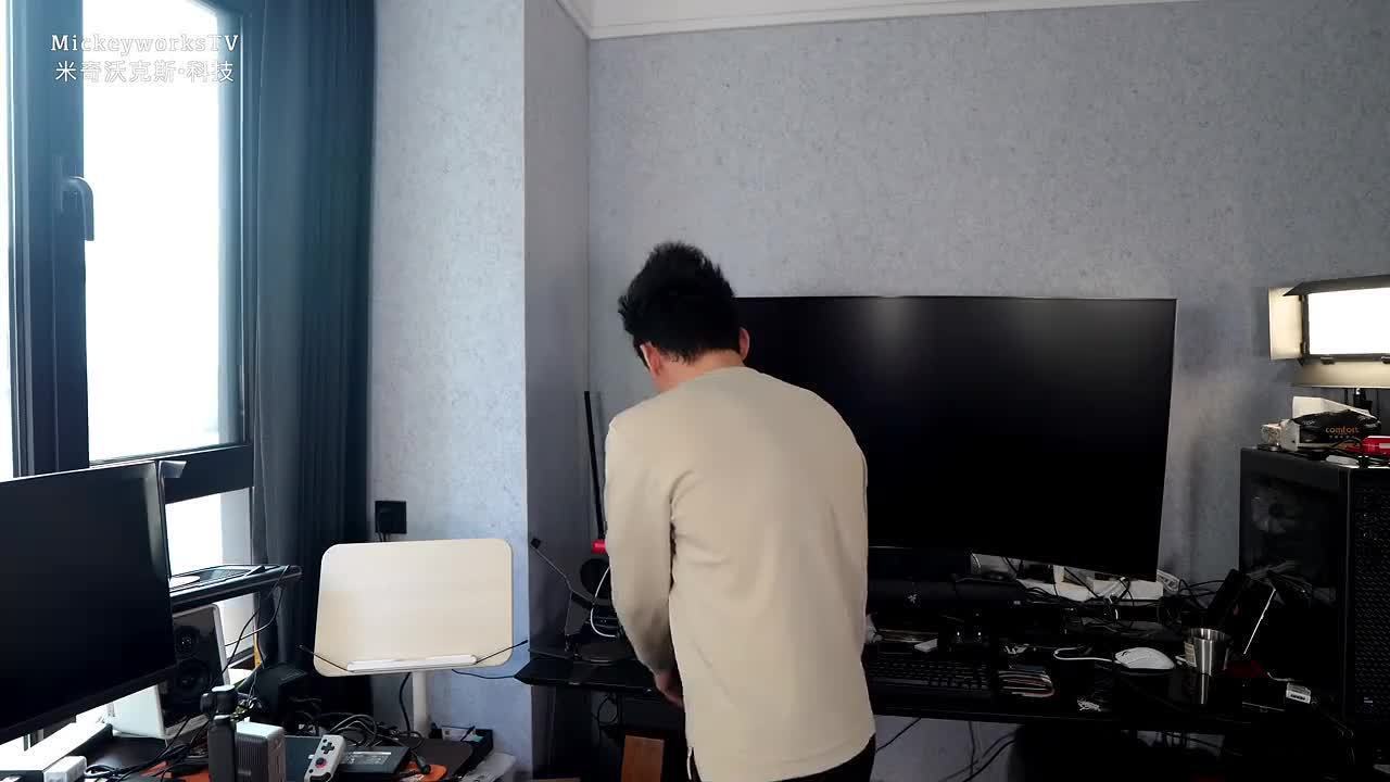 一款令人惊讶的屏下摄像头笔记本电脑,太不可思议了 联想推出了Yoga ...