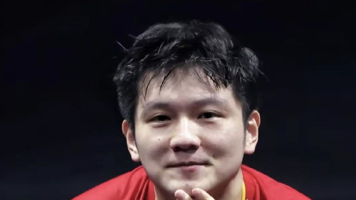 樊振东连克世界前二!他用实力宣告:排名只是数字,冠军才是硬道理!