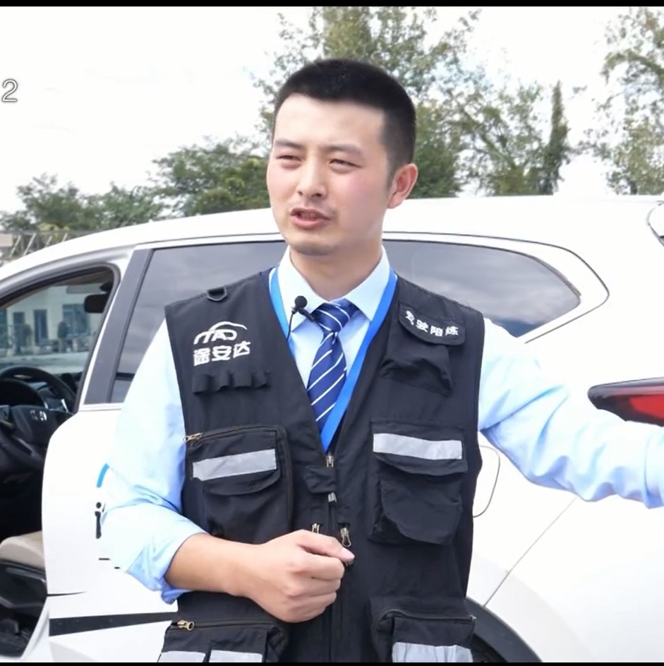 贵阳汽车陪练刘教 