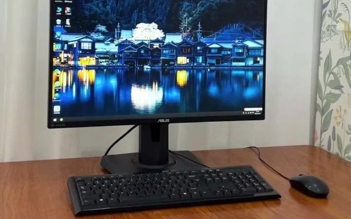 ...采用TN面板拥有0.5ms响应时间,专业电竞游戏显示器 华硕VG258QM ...