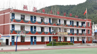 富县红军小学校长荐书采访