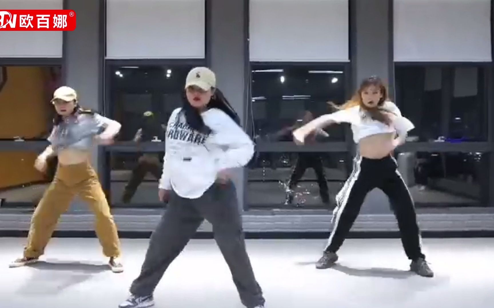 开舞蹈室需要注意什么呢