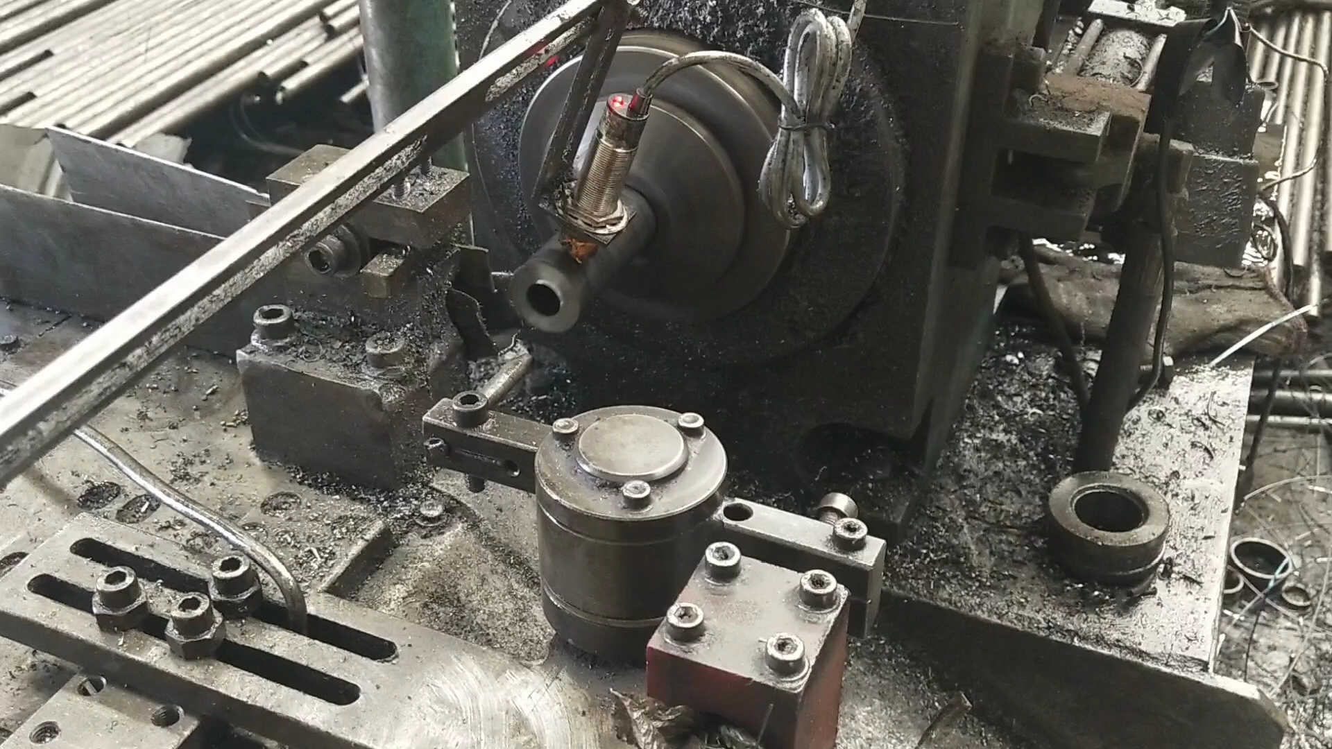 浙江宁波小口径光亮无缝钢管定尺