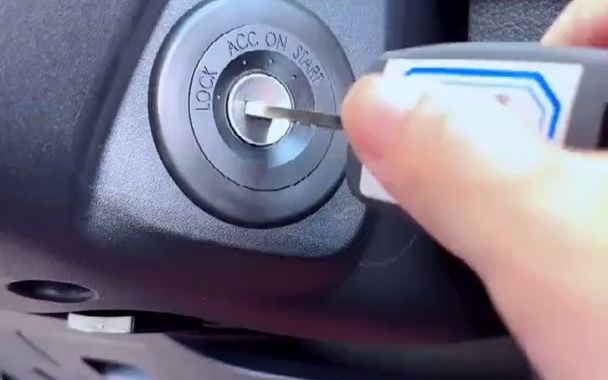 体验沉浸式、静谧式看车,1分钟带你了解经济实惠型网约车