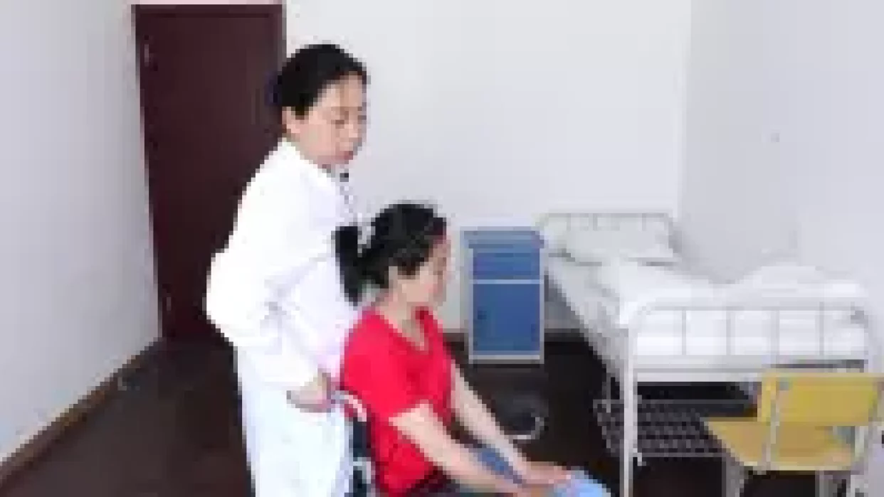 养老护理教学视频-轮椅使用篇