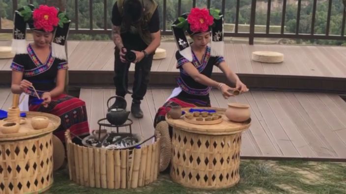 云南少数民族,布朗族传统烤茶文化