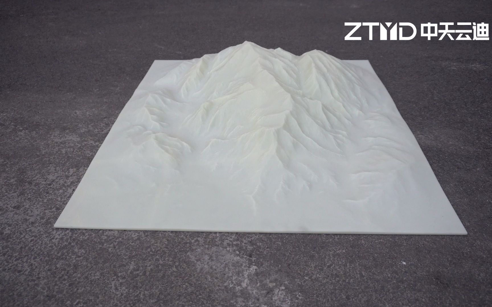 3D打印山脉模型