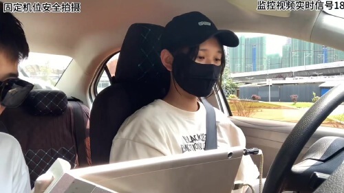 小姐姐上一把挂在了倒库当成侧方停车,这一把挂在了侧方停车当成了...