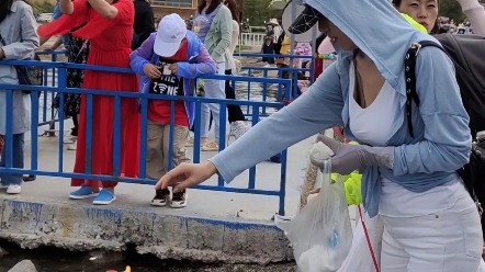 青海湖湟鱼是国家保护动物,保护湟鱼的一个重要意义是保护青海湖“...