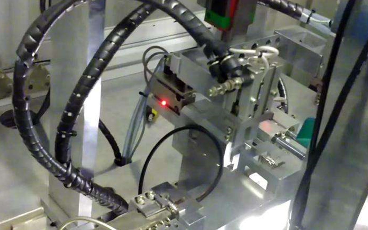 一种PCB移栽机的双工位移动装置的工作原理详解!