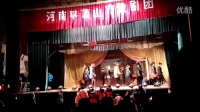 河南省许昌县西耿大队歌舞表演