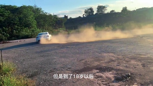 ...的自动挡和86的自动挡还是有区别的、驾驶技巧自动挡汽车特技