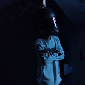 淋雨不会跑 