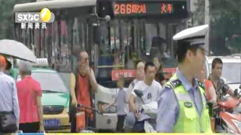 西安市交警 出租车管理部门多项便民举措服务高考