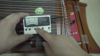 《古筝校音器》怎样正确使用