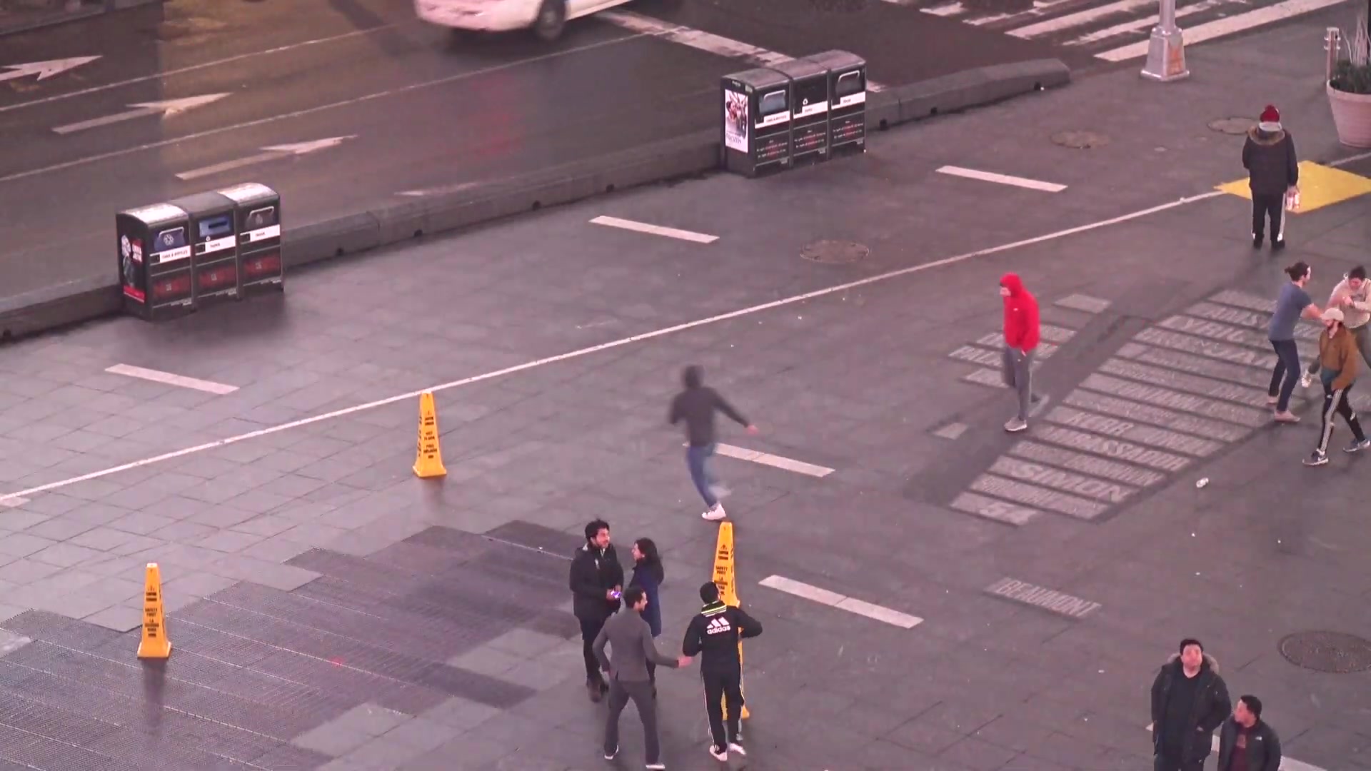 EarthCam Live: Times Square in 4K(2020-3-7 15:09:17-18:13:32)