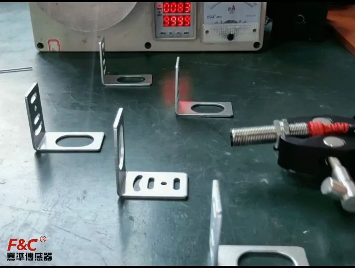 检测距离不一,都可以通过光电传感器检测