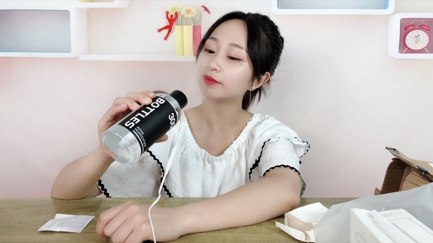 试玩“迷你加湿器”，夏天的补水神器？用起来太方便了！
