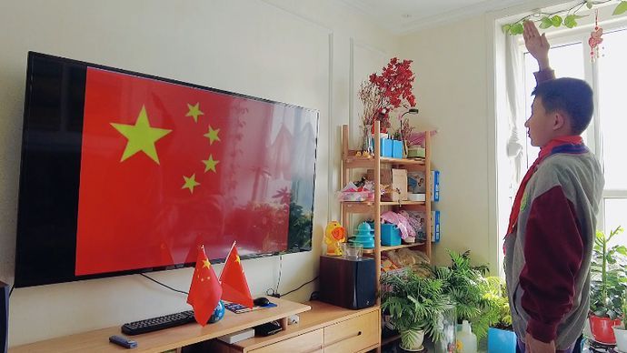 滨州一学校特别的升旗仪式,让人热泪盈眶!