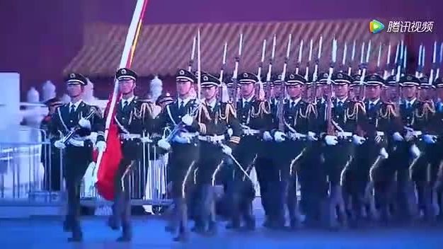 中国人民解放军升旗仪式,升国旗——奏国歌