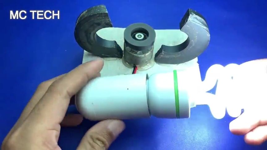 用磁铁和直流电机的自由能发电机实验,这是什么工作原理