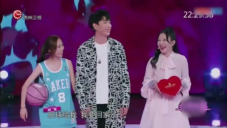 非常完美:帅气男嘉宾现场告白老乡,用数字谐音来表白