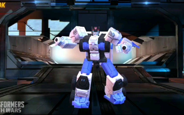 《变形金刚 地球战争》新角色机器卫兵鲁克Rook变形动画