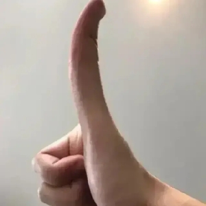 吕鼎 