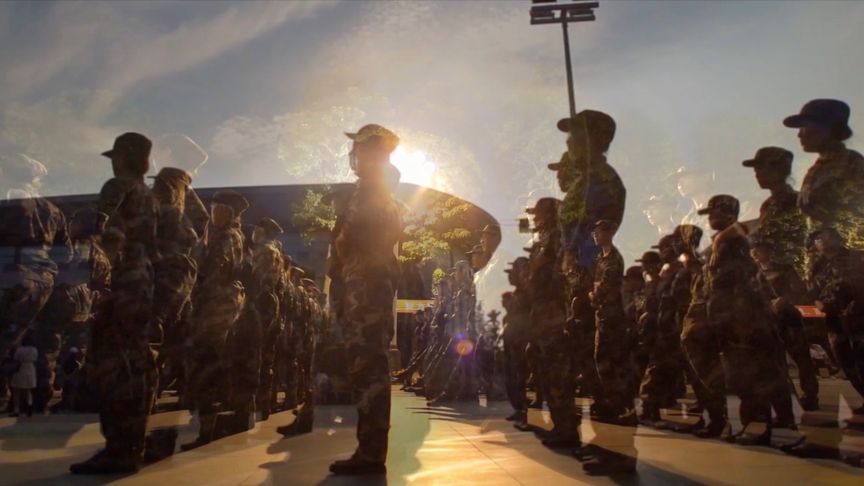 军训汇演| 报告!2019级新生集合完毕!