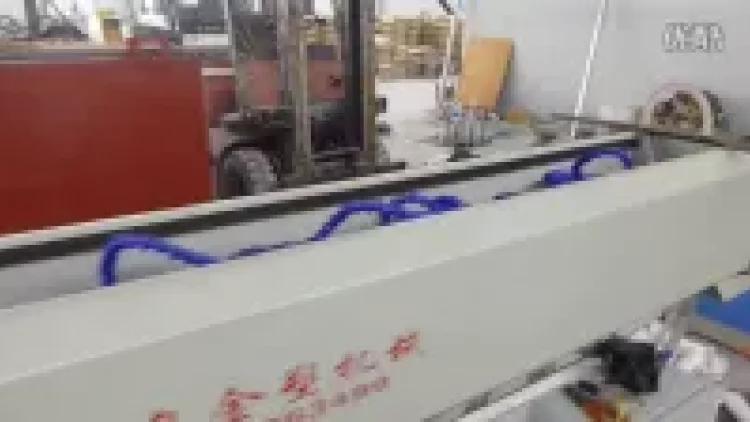 PVC-U给水管机器设备/PVC-U建筑排水管机器
