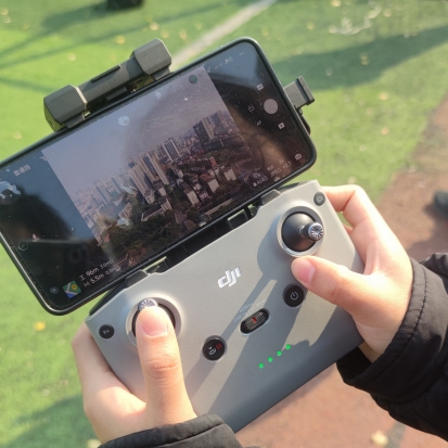 一笑而过的小蒋 