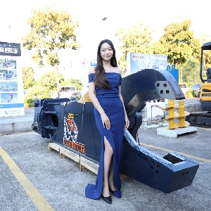 13861742408陈经理 