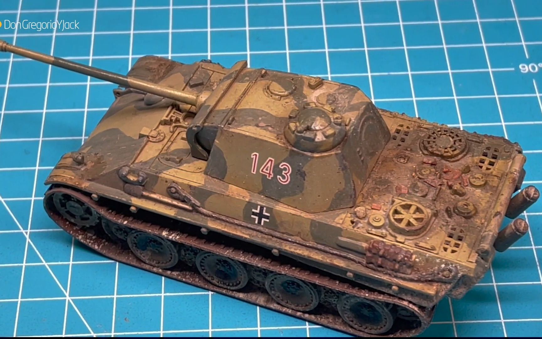 意大利ITALERI / ESCALA 1/72 豹式 中型坦克模型-快拼版制作视频
