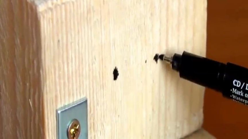 电钻打孔还能这么用,看完长见识了