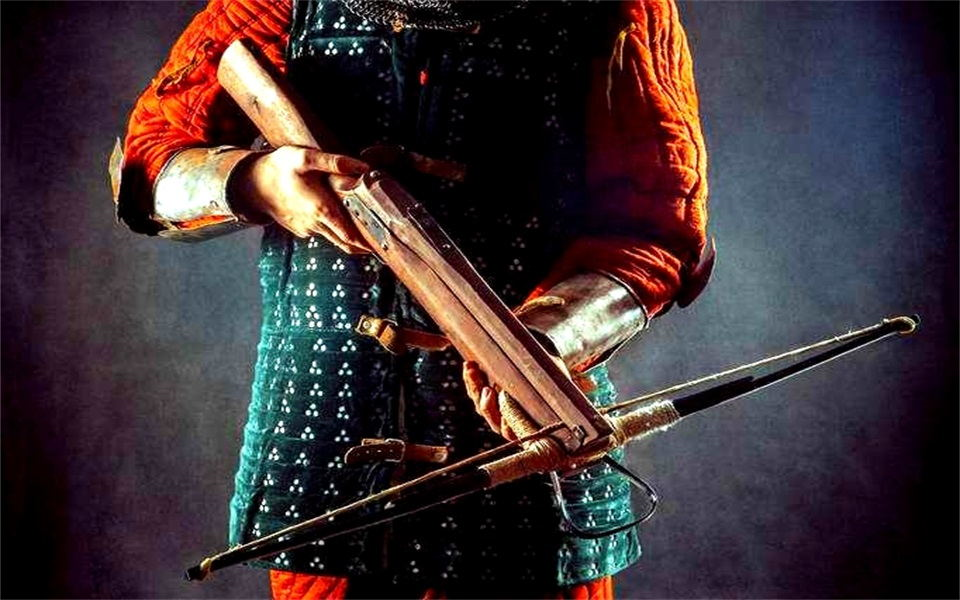 中世纪弩太强大,连教会也要下令禁用?“禁弩令”究竟是怎么回事?