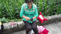 废弃枕头里的棉花不要丢,教你做最可爱“大师兄”,做法非常简单