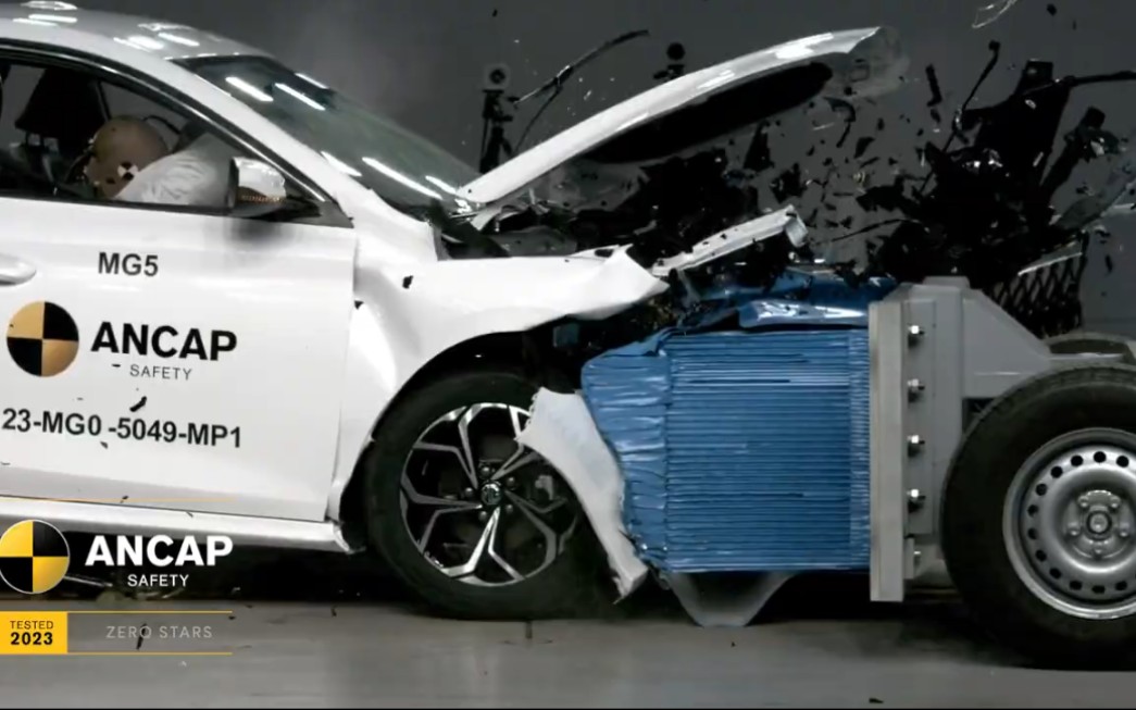 上汽名爵MG5澳洲碰撞测试荣获0星,某些垃圾国产车能不能别出去丢人...