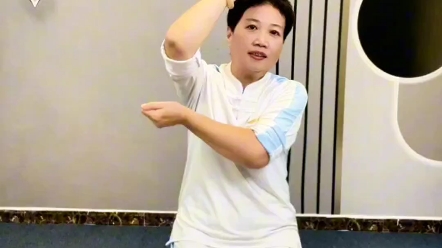 经络通,百病不生,每天跟着练习,拍打全身经络,充盈气血,提高免疫力#小...