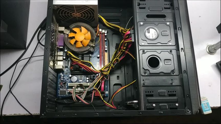 电脑开机黑屏常见故障解决方法