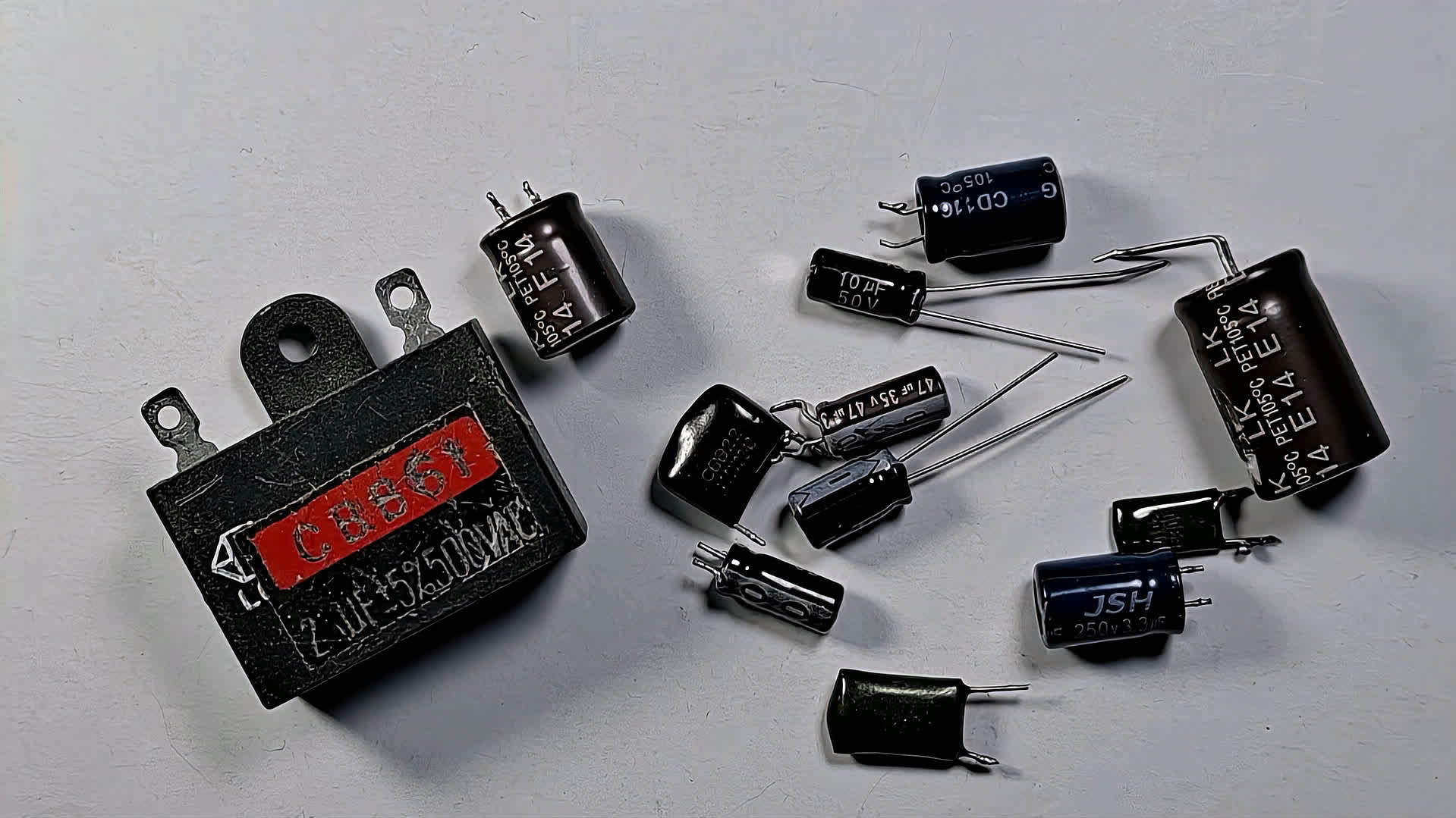 电容器的并联与串联的计算方法