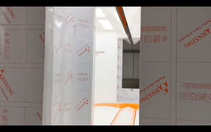 静电喷涂设备,涂装流水线,PP板自动涂装室