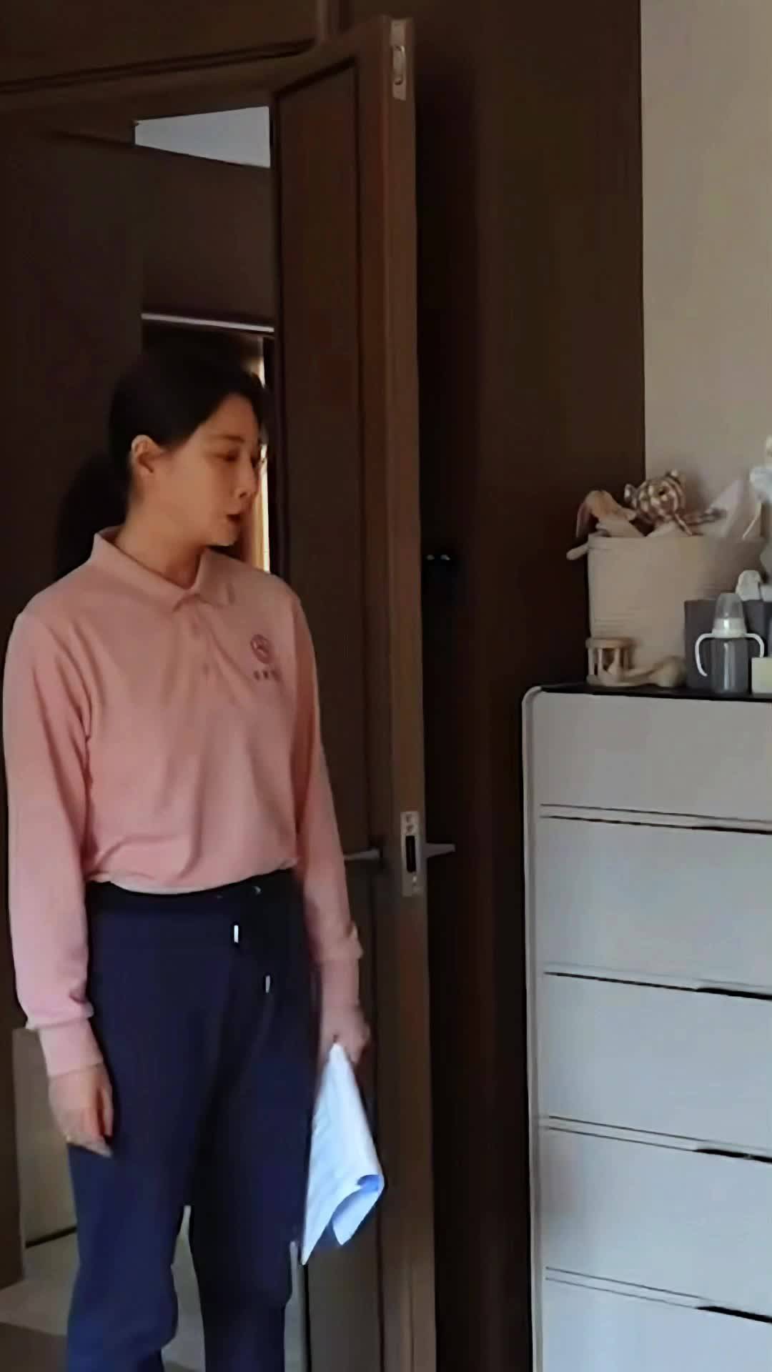 殷桃拍戏演给人当保姆没想到被主人家老公看上,媳妇发现以后对峙