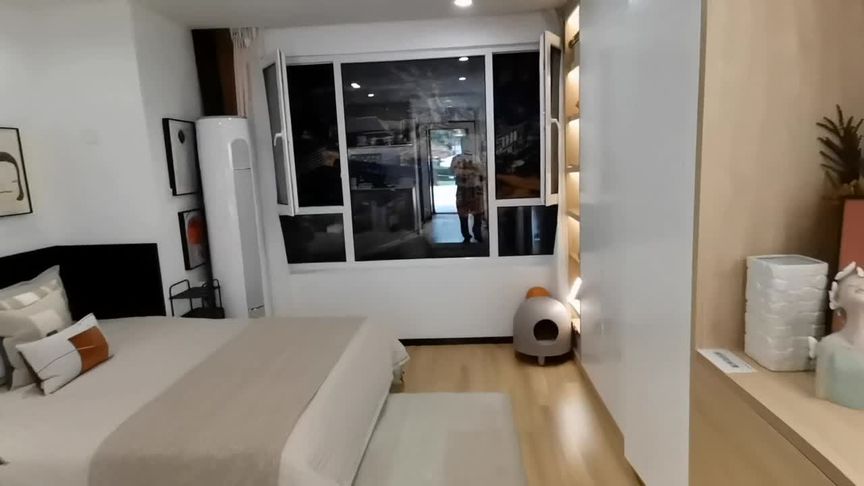 央企开发,保利集团,8号线地铁口买一层送一层,复式公寓不限购