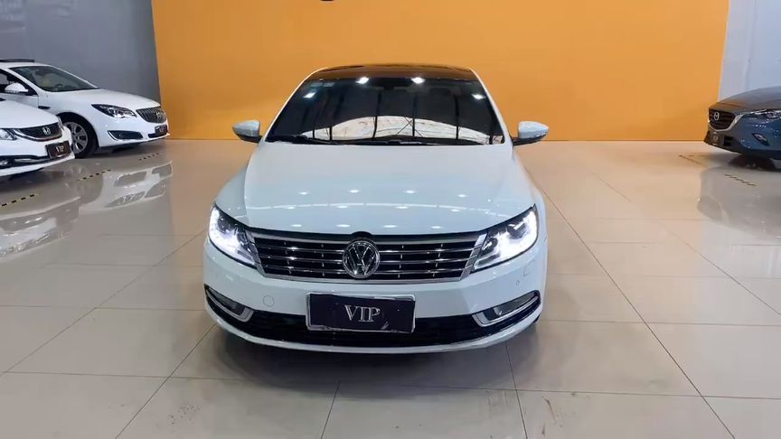 到期出库一台17年大众CC,1.8T多功能方向盘,定速巡航,换挡拨片