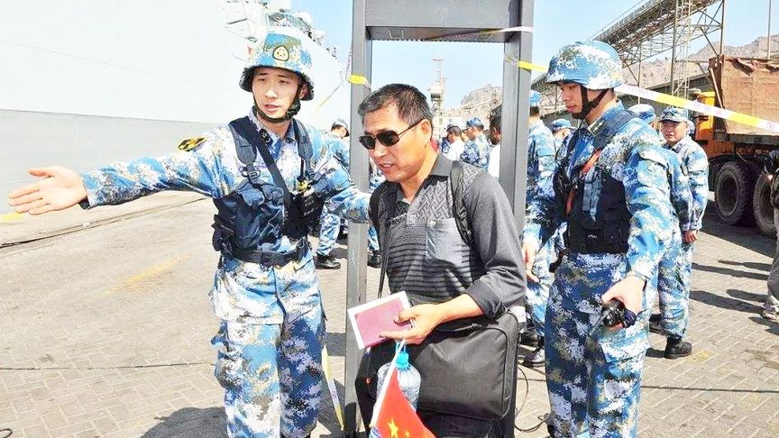 带你回家!中国式撤侨场景,感动全国