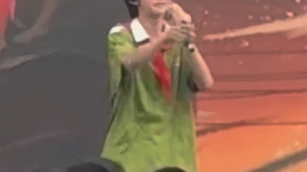 张奕然在学校又跳了《是你》