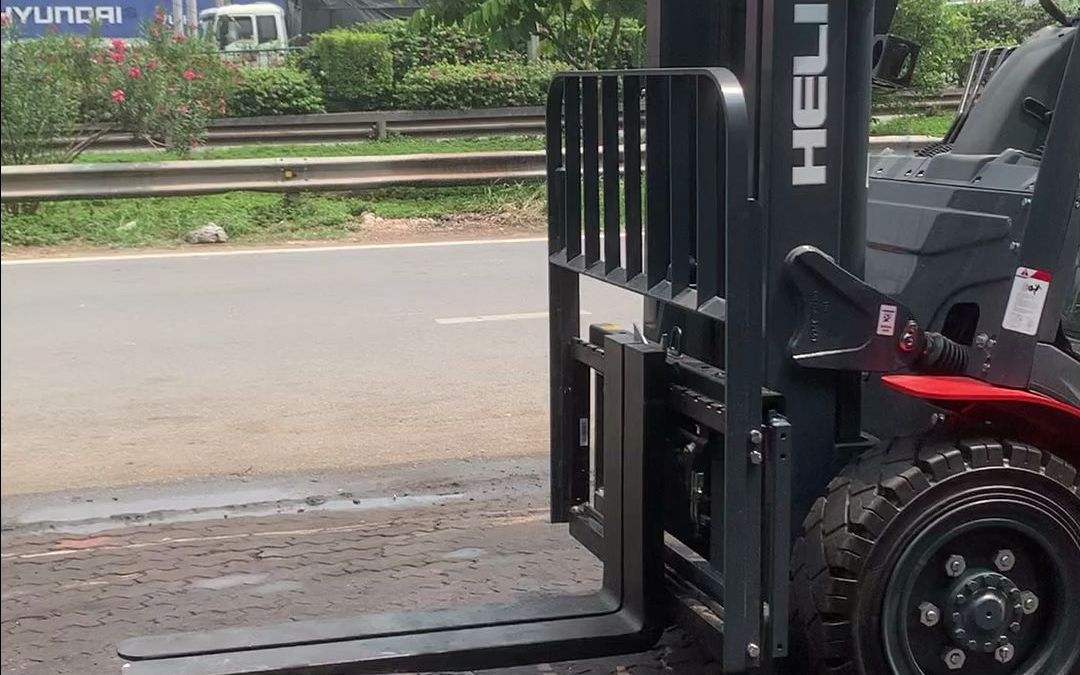 合力G2系列3.5吨锂电池叉车 - 杜世福