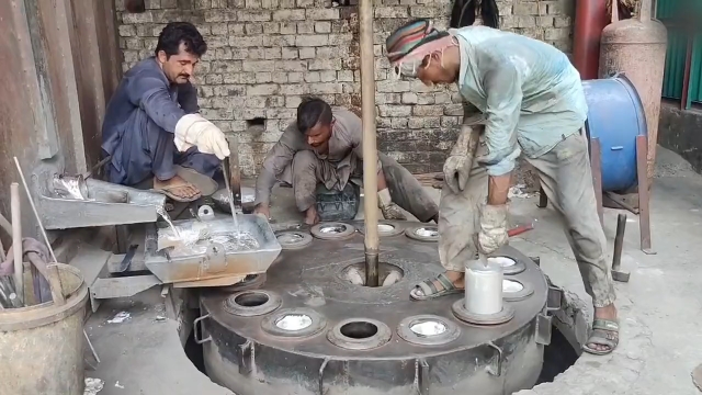 巴铁低配生产企业,制作铝合金门窗铝材全过程!
